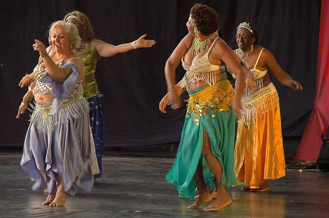 Dança Do Ventre Melhora Saúde E Autoestima De Idosas