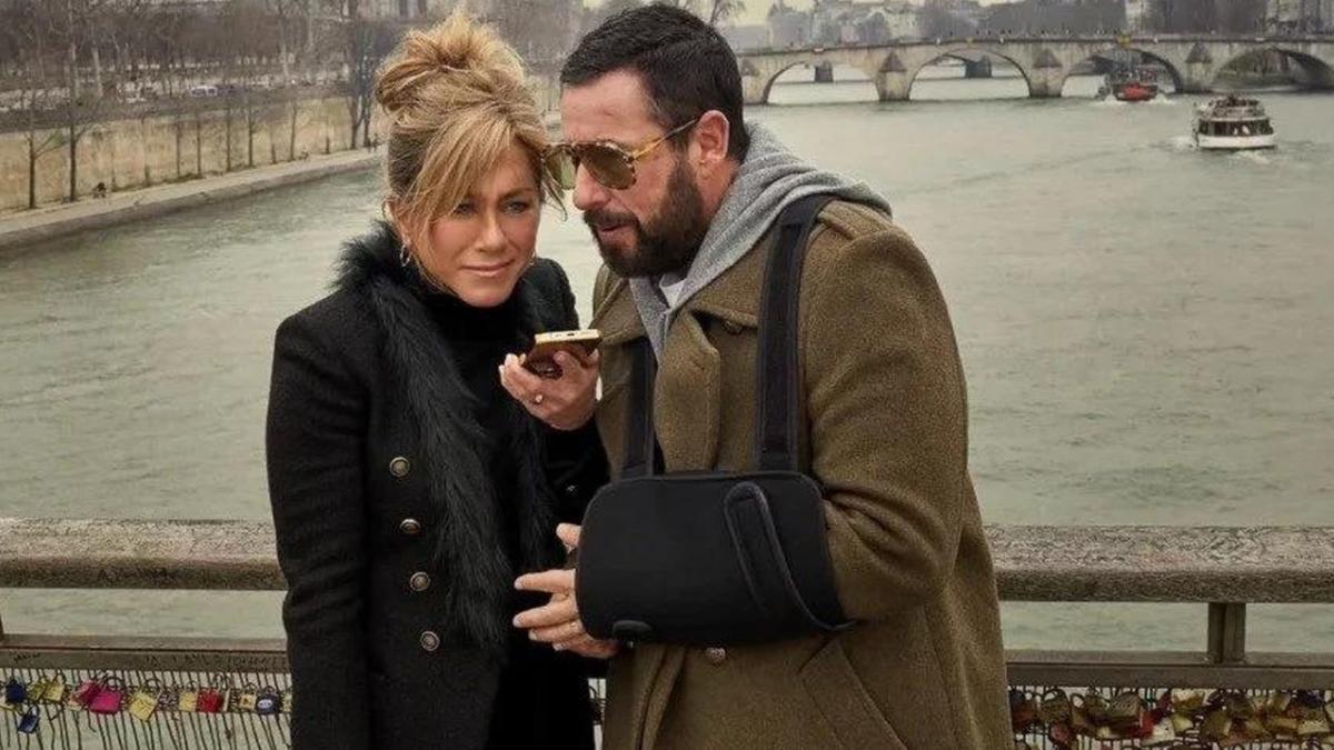 Jennifer Aniston e Adam Sandler voltam a estrelar a sequência "Mistério ...